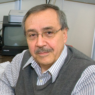 Carlos J. Bustamante, PhD | HHMI